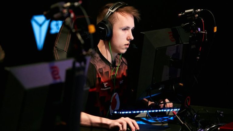 ropz’s CS2 Settings: Mouse, Monitor, and Video Settings