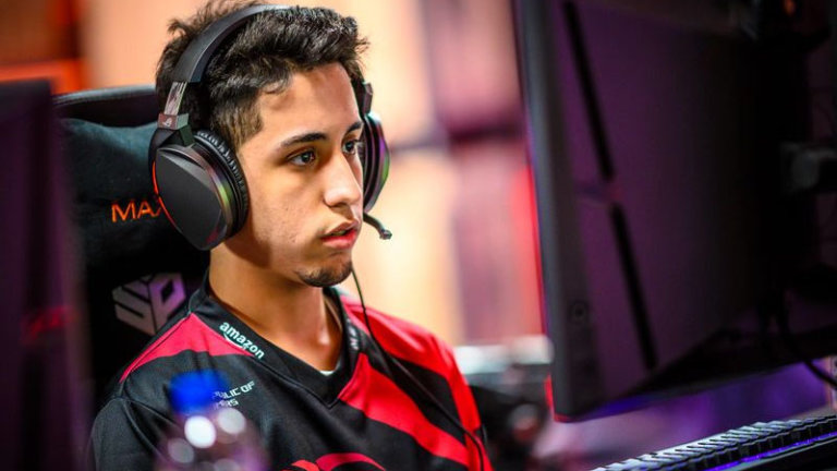 Best Rocket League Players in 2024 - Top 10 Players in the World