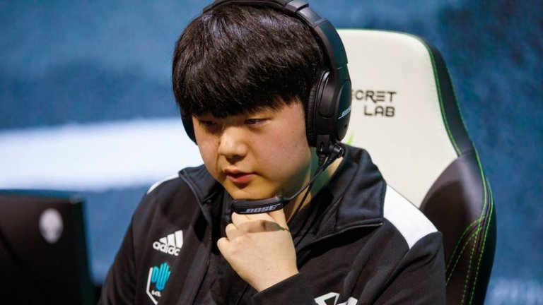 Best LoL Players of All Time (Updated for 2025): Top 10 List