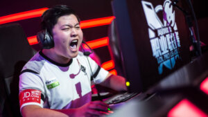 Uzi » League of Legends Esports Player Profile