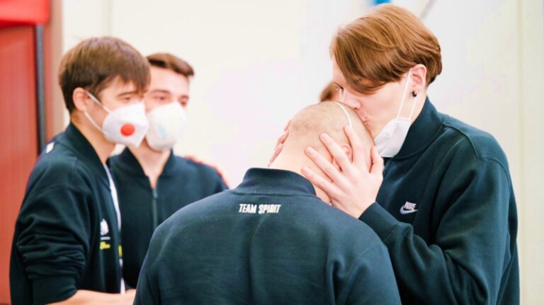 LoL Player Profile | Rasmus "Caps" Winther