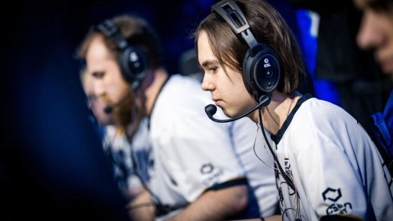 donk CS2 Settings | How to play like donk in CS2