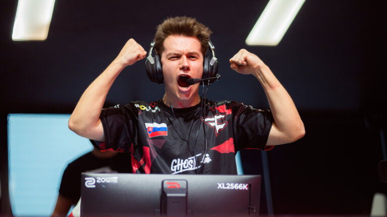 Best CS2 Players in 2025: Top 10 Counter-Strike Athletes