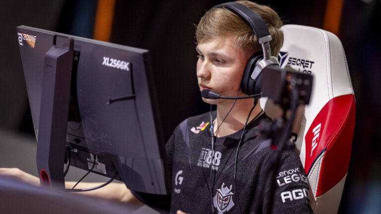 Best CS2 Players in 2025: Top 10 Counter-Strike Athletes