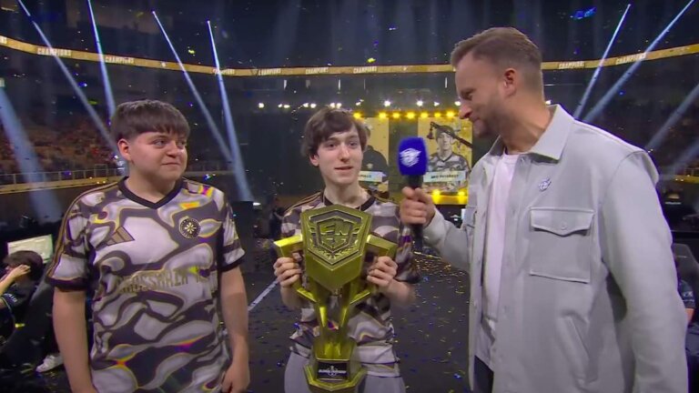 How Old is Peterbot? Age, Earnings, and Profile