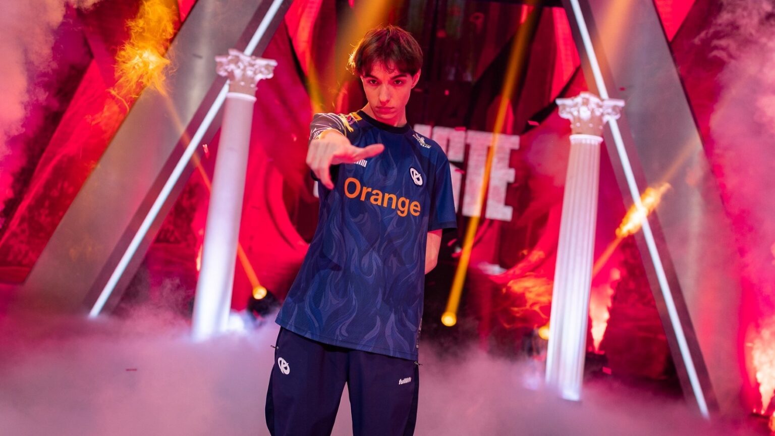 Busio Leaves FlyQuest to Join Karmine Corp in LEC